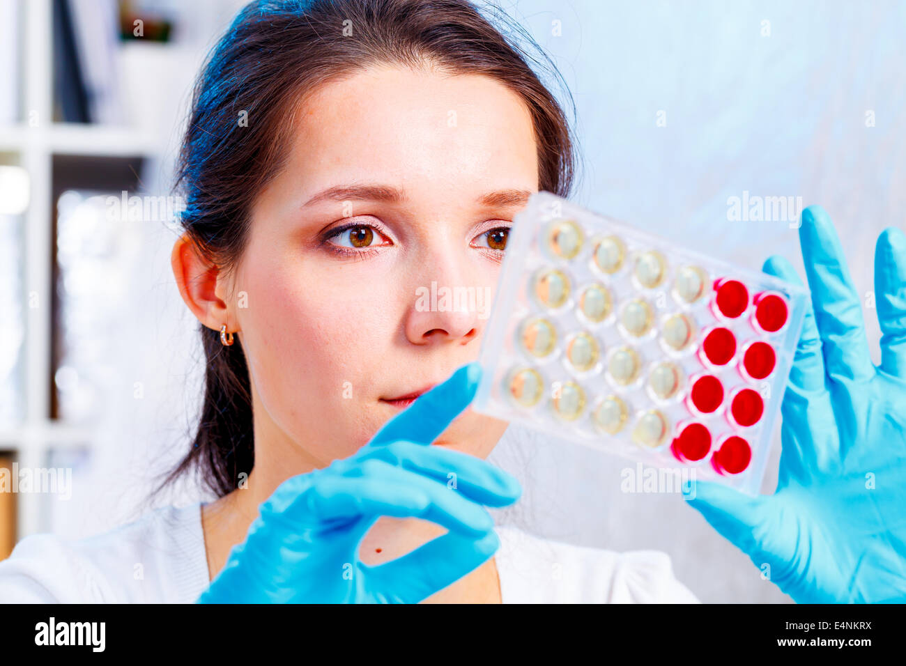 student in the laboratory of modern genetics Stock Photo - Alamy
