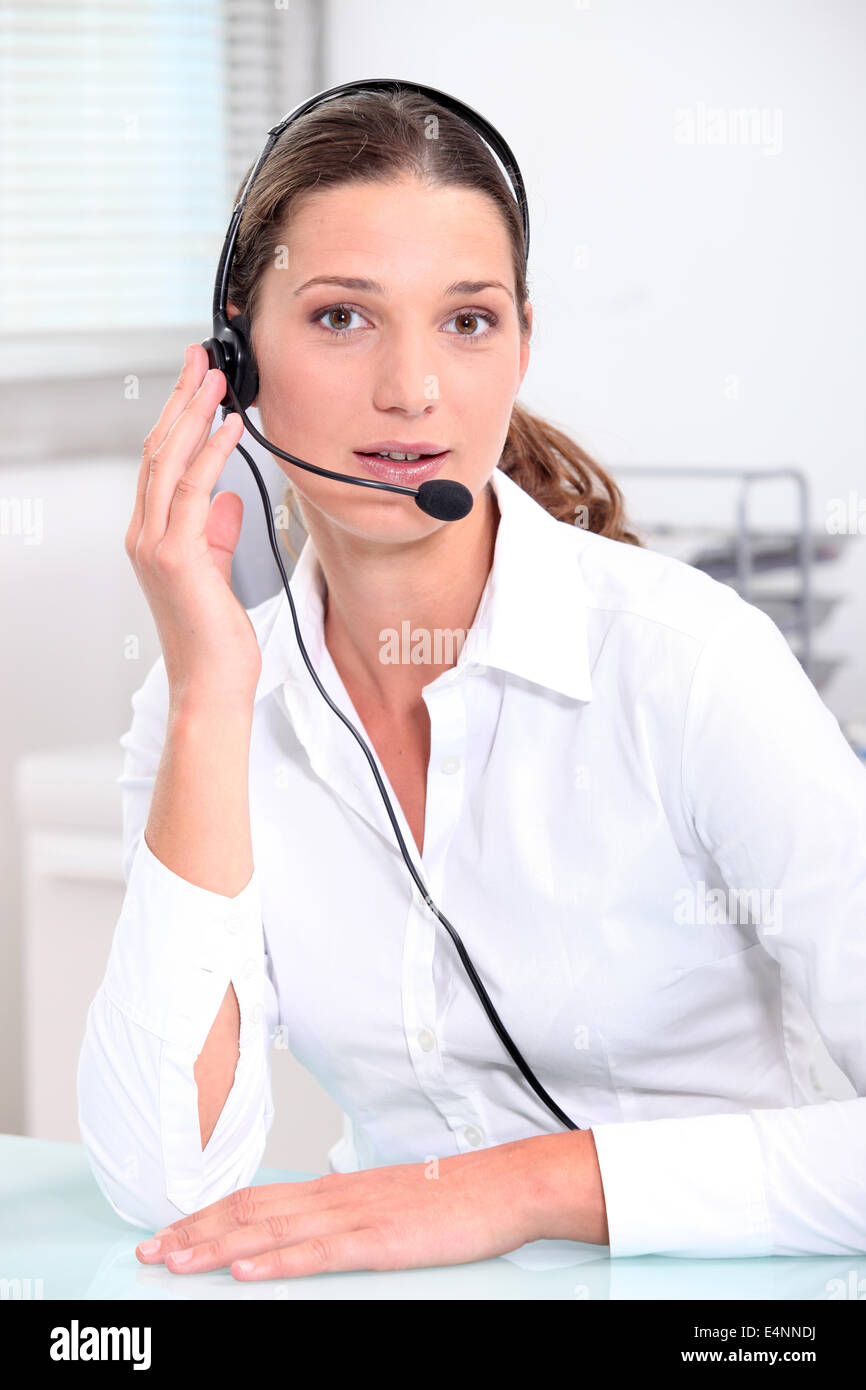 Female telephonist hi-res stock photography and images - Alamy