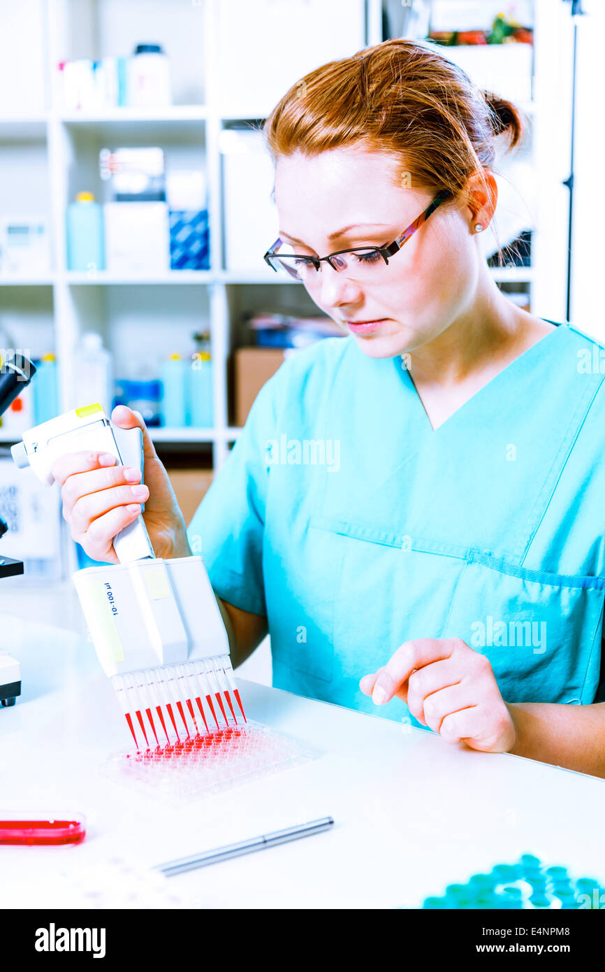 Doctor genetic research laboratory hi-res stock photography and images ...
