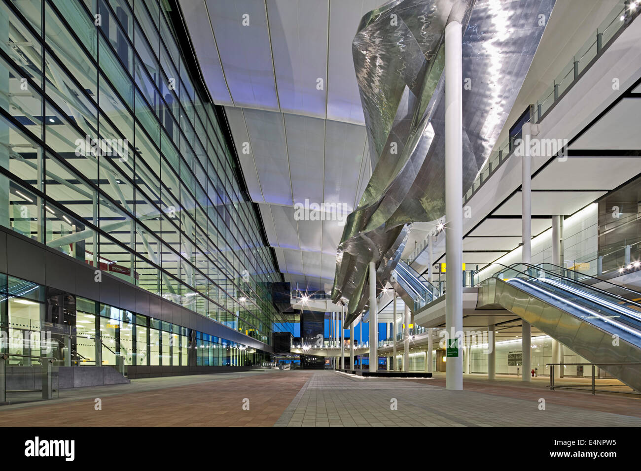 Heathrow Terminal Two - The Queen's Terminal with Richard Wilson's ...
