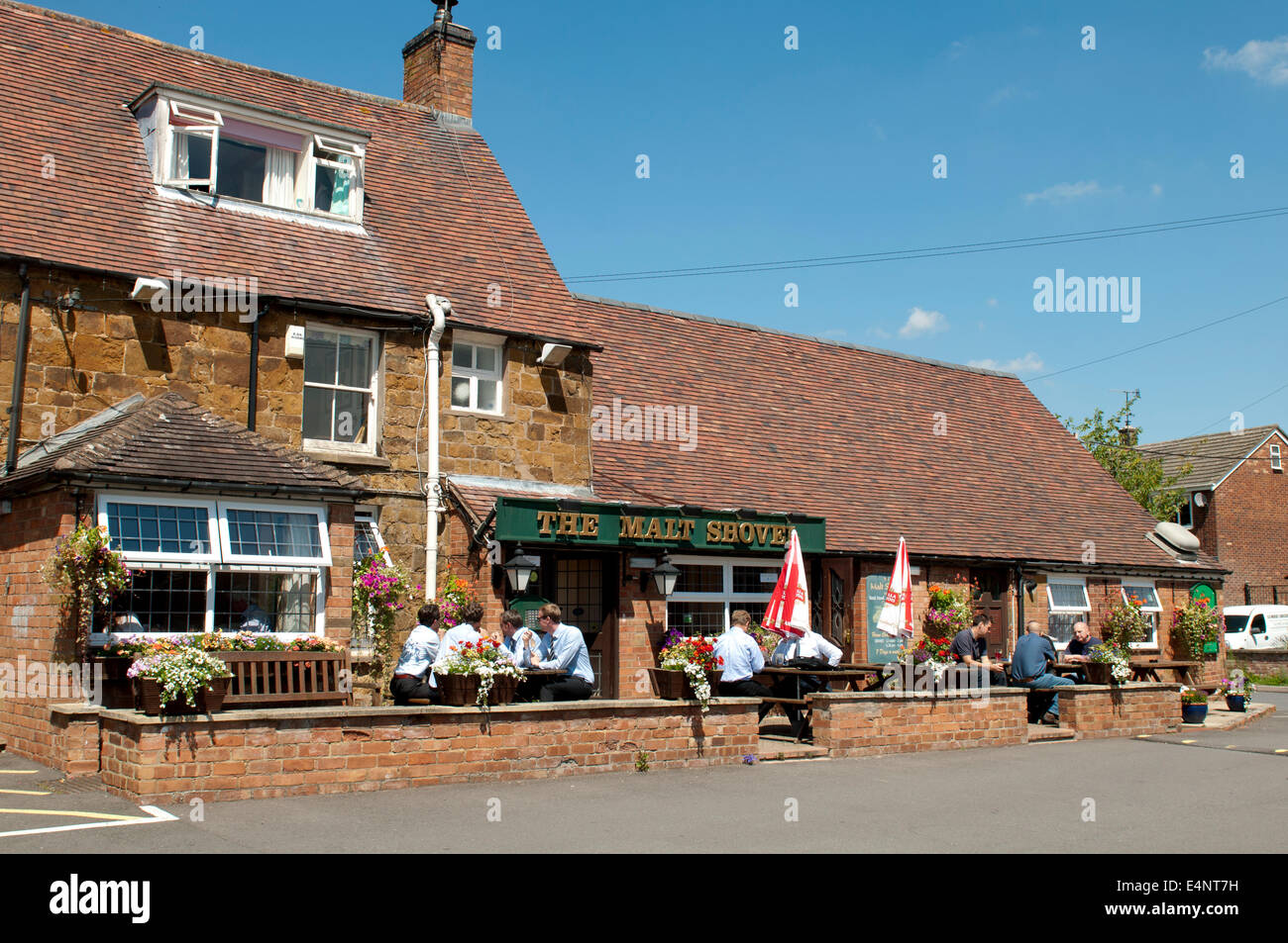 Gaydon village hi-res stock photography and images - Alamy