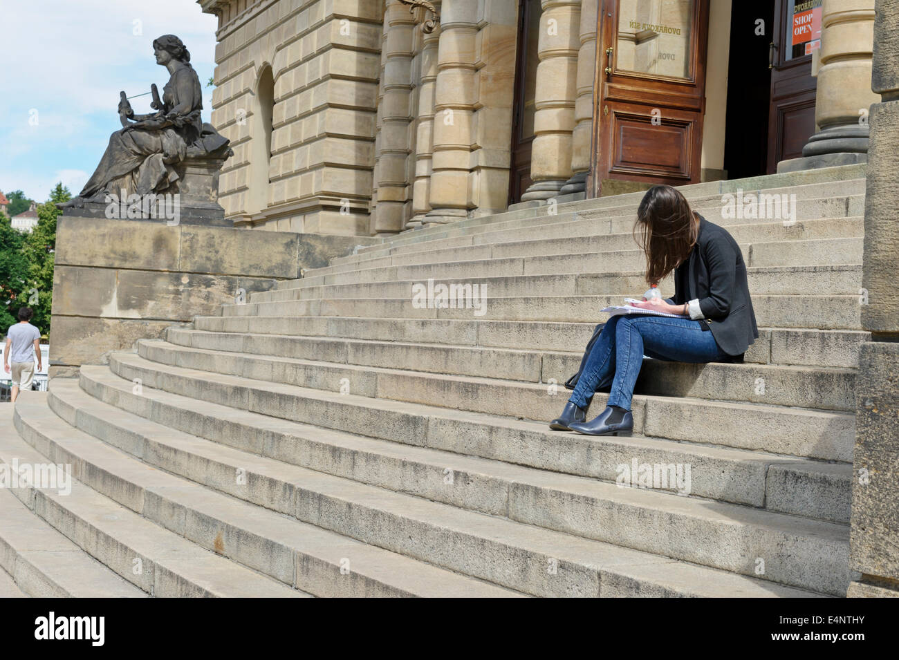 Concert hall steps hi-res stock photography and images - Alamy