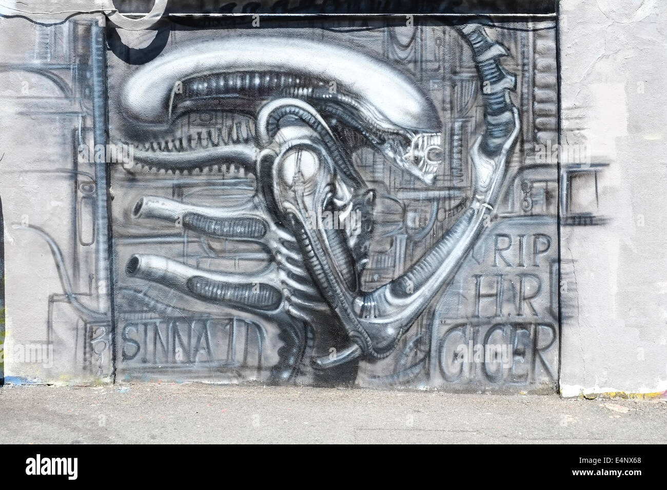 21/06/2014 Brighton grafitti remembering Giger. Picture by Julie ...
