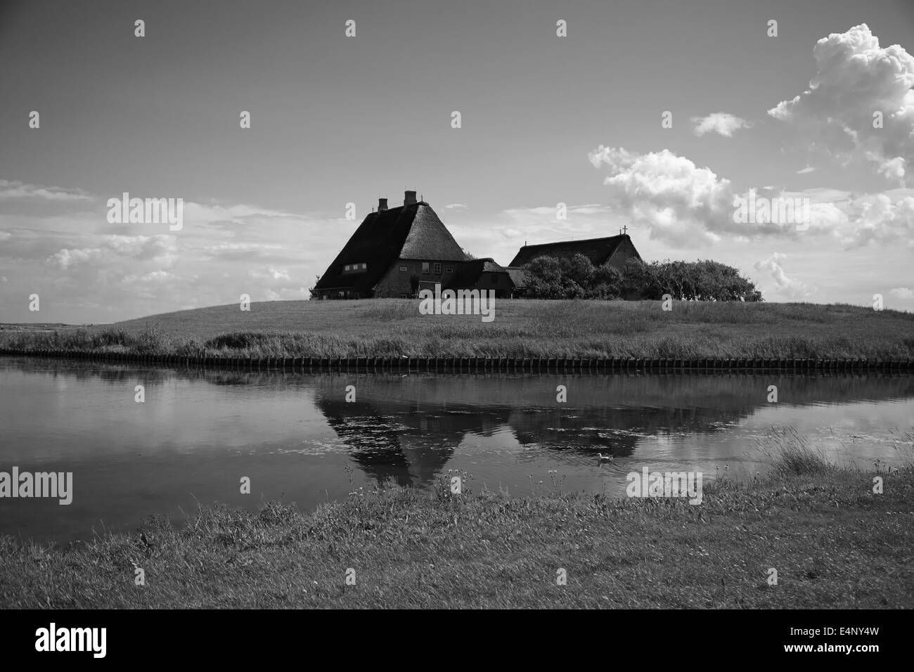 Nordsee hallig hooge warft hallig Black and White Stock Photos & Images ...