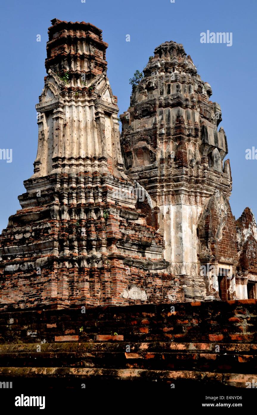 Khmer ruins hi-res stock photography and images - Alamy