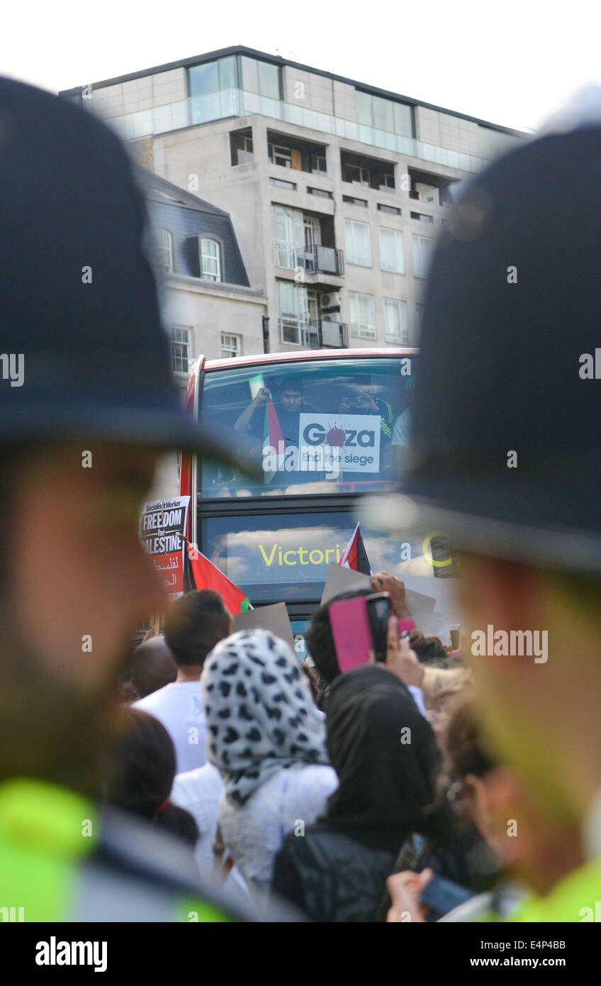 Palestinian bus hi-res stock photography and images - Alamy