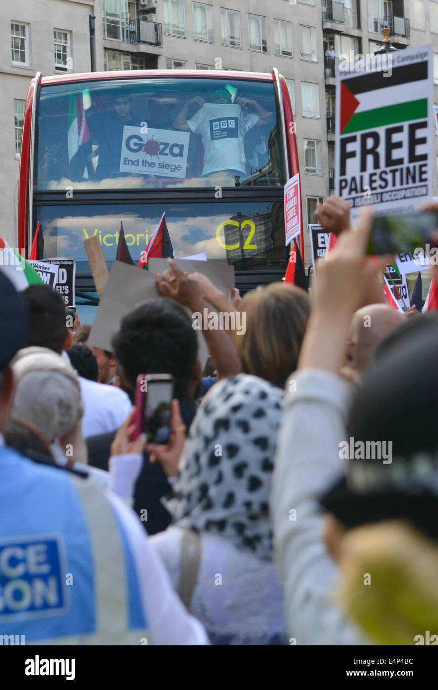 Palestinian bus hi-res stock photography and images - Alamy