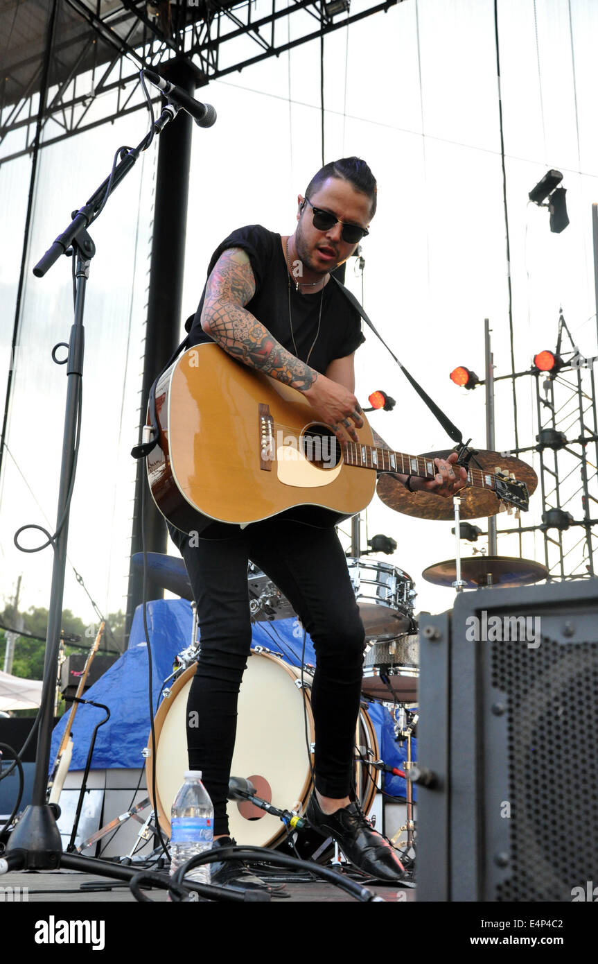 Mitchy collins hi-res stock photography and images - Alamy