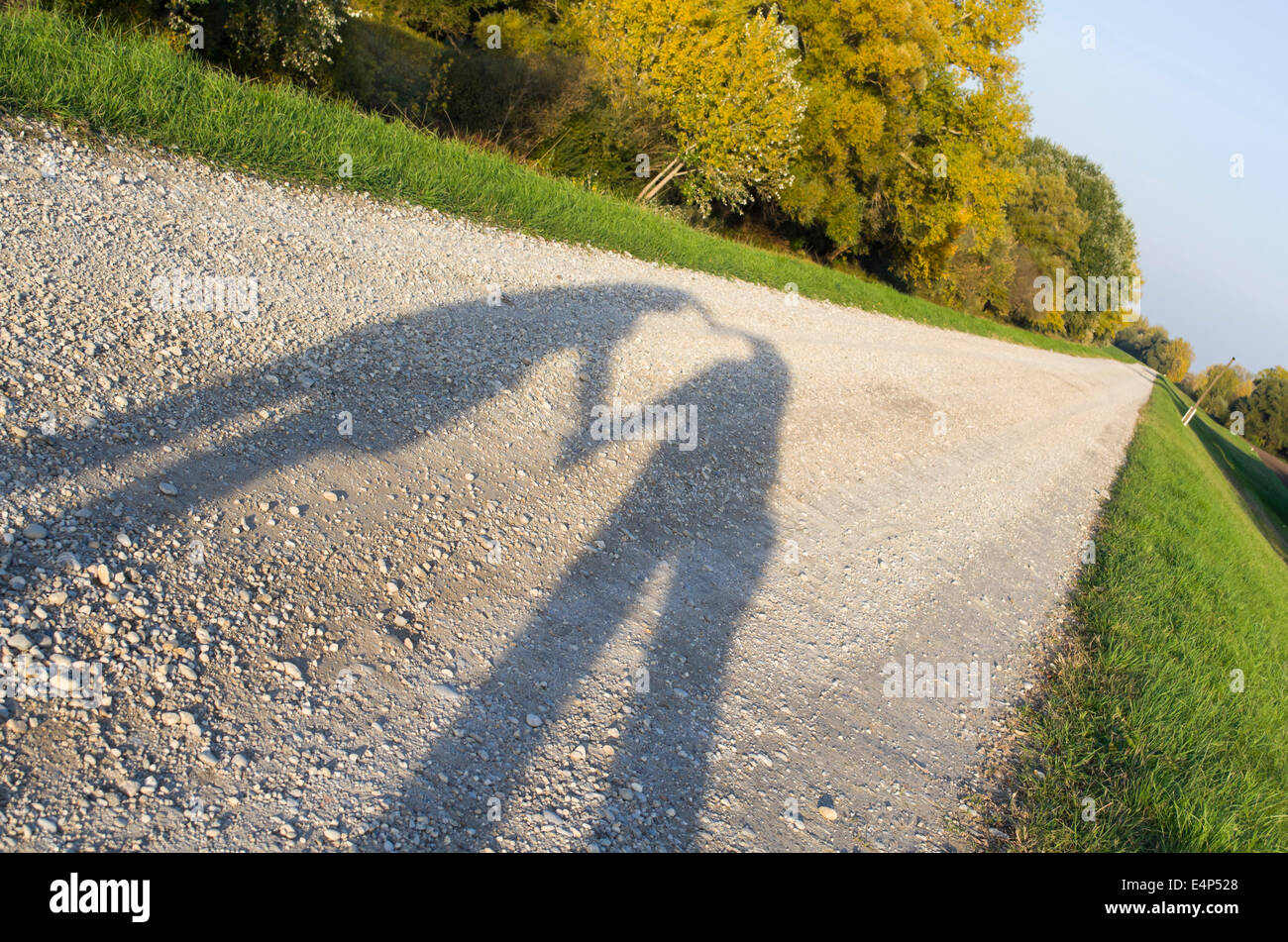 Shadow couple hi-res stock photography and images - Alamy