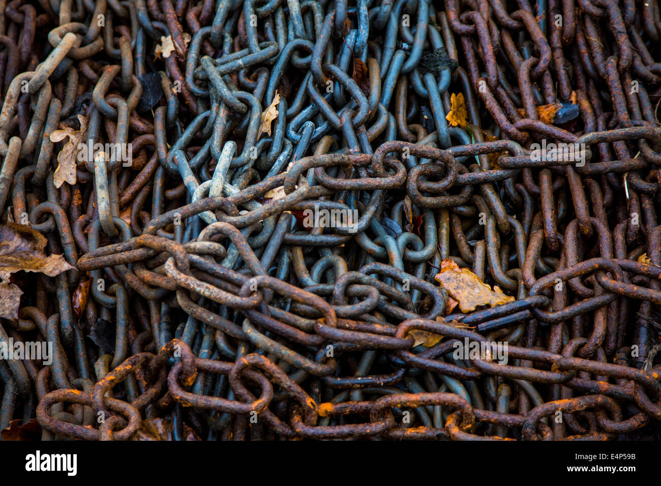Rusted chains, chain links of a chain attachment Stock Photo - Alamy