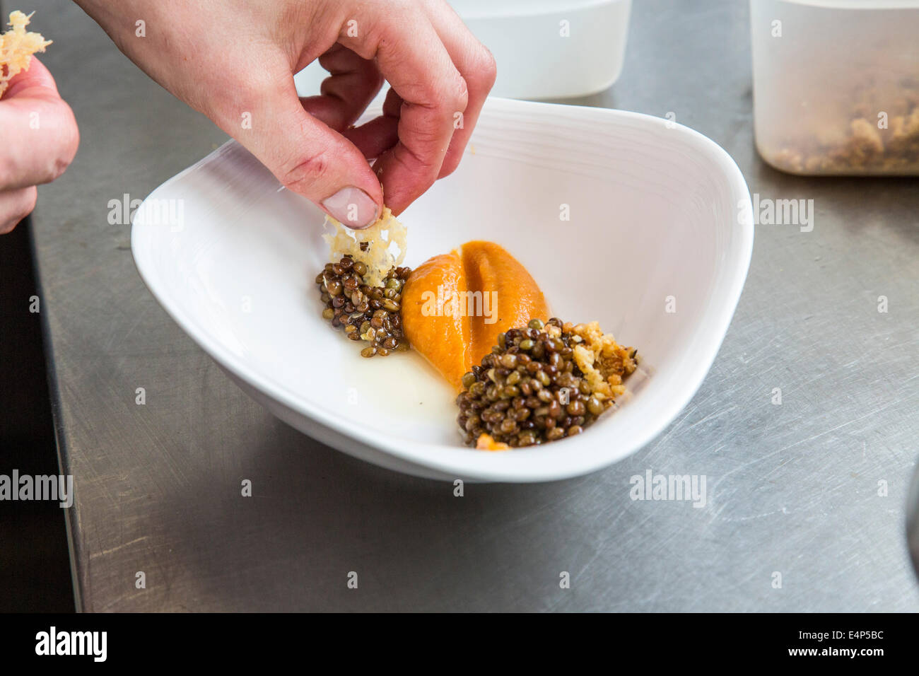 Restaurant kitchen, Vegetable puree with lentils Stock Photo - Alamy