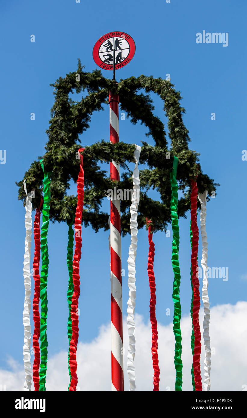 Maibaum maypole hi-res stock photography and images - Alamy