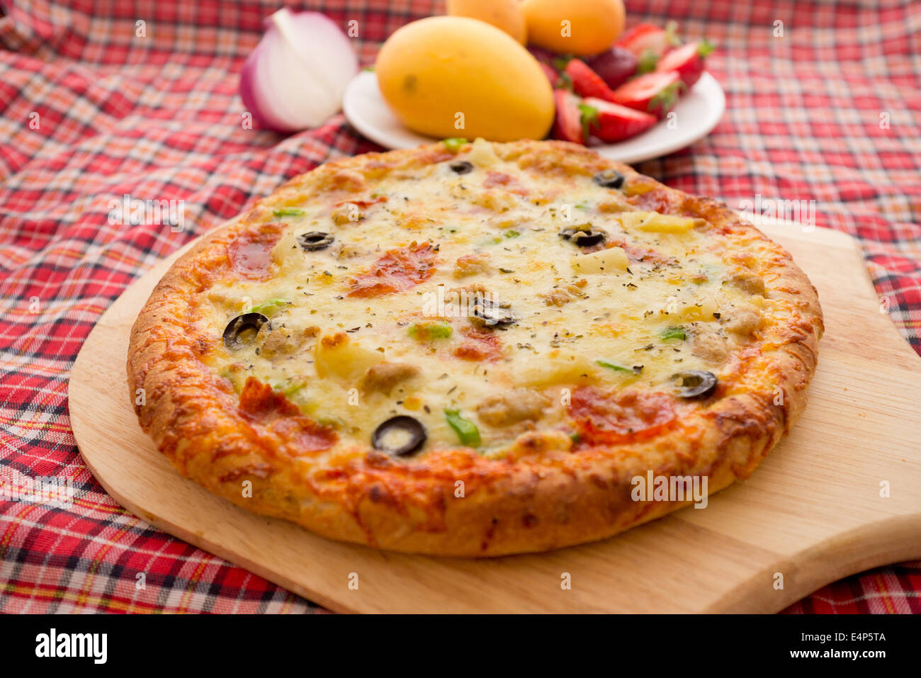 A little cheese pizza, 9 inch Stock Photo - Alamy