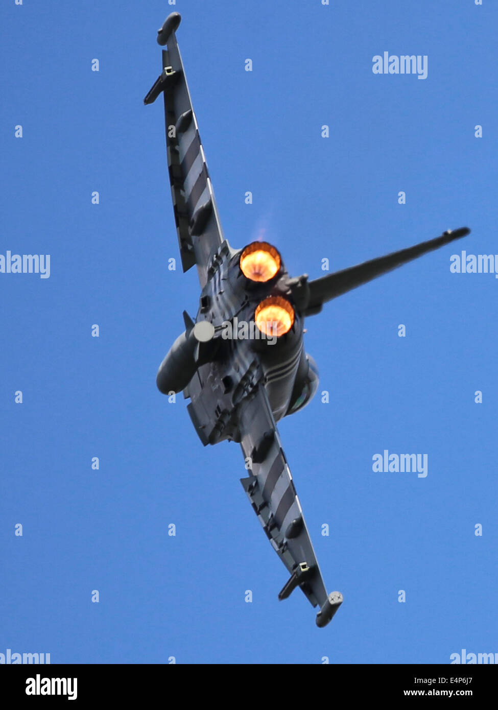 Jet aircraft reheat hi-res stock photography and images - Alamy