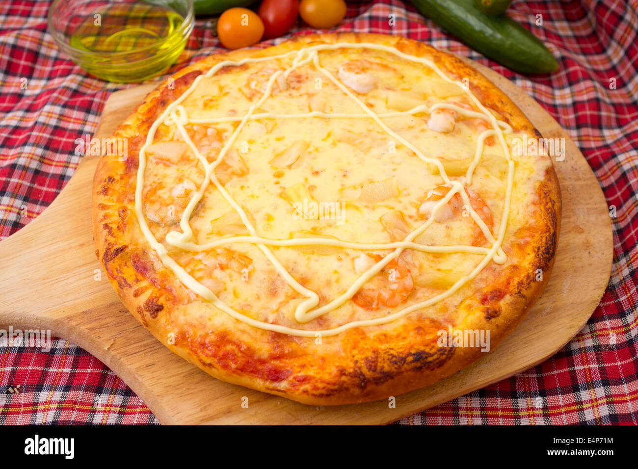 A little cheese pizza, 9 inch Stock Photo - Alamy