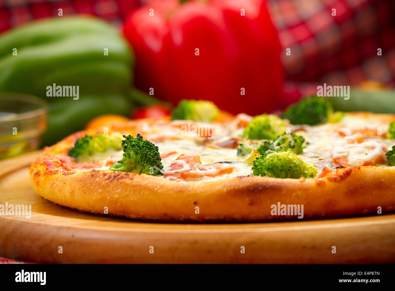 A little cheese pizza, 9 inch Stock Photo - Alamy