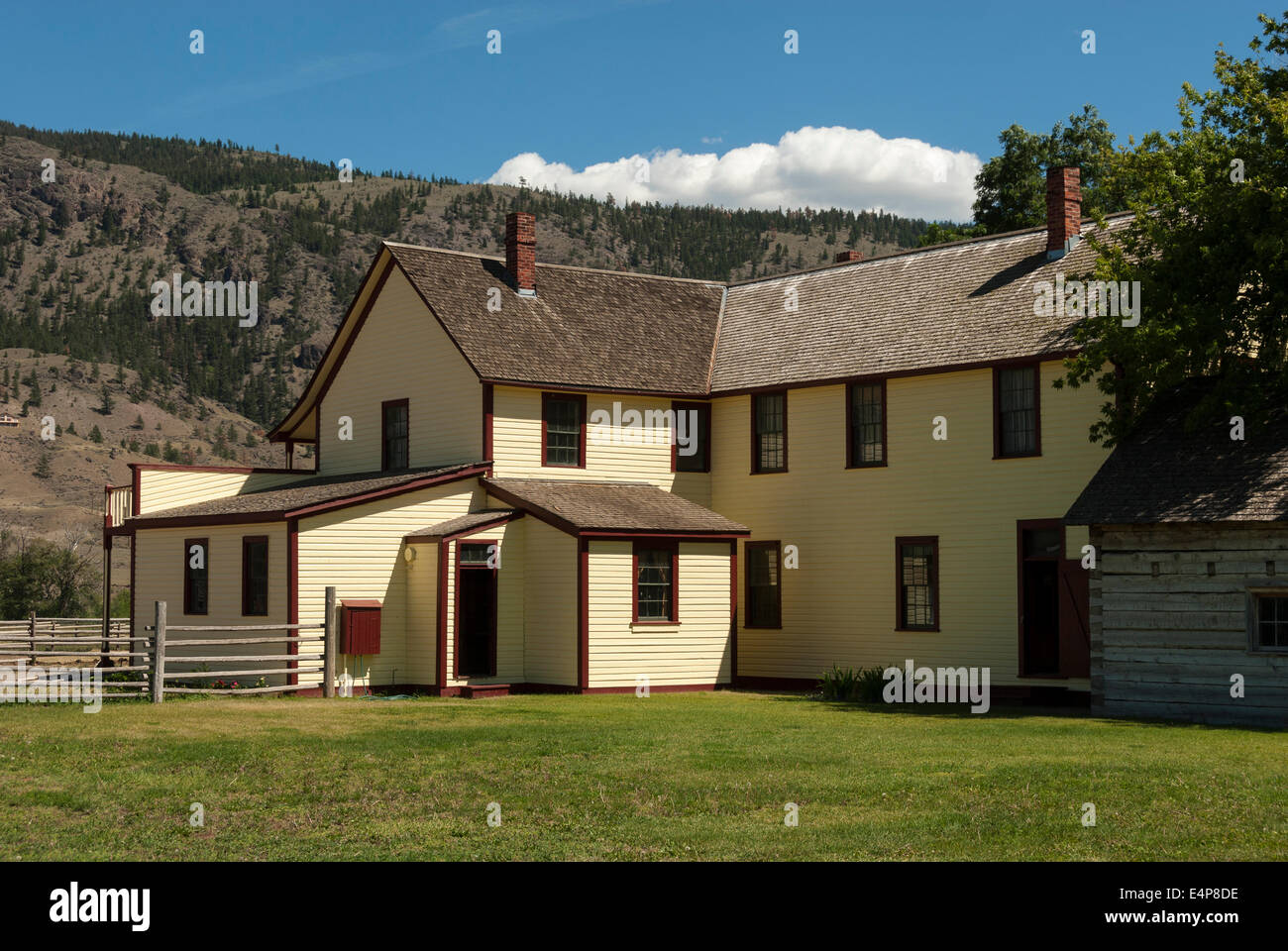 Historic ranch buildings hi-res stock photography and images - Alamy