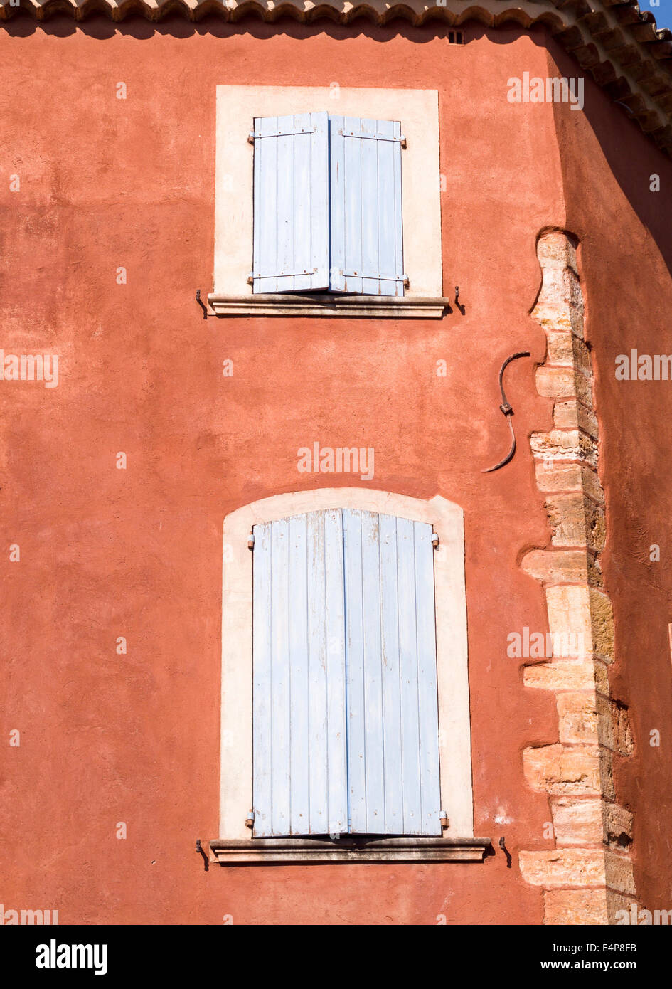 Red stucco house hi-res stock photography and images - Alamy