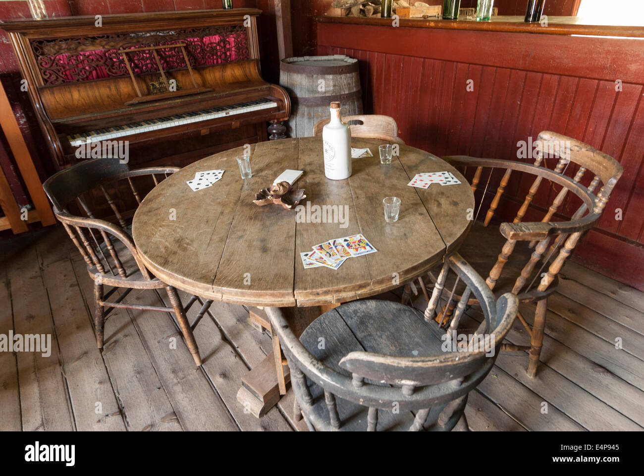Saloon interior hi-res stock photography and images - Alamy