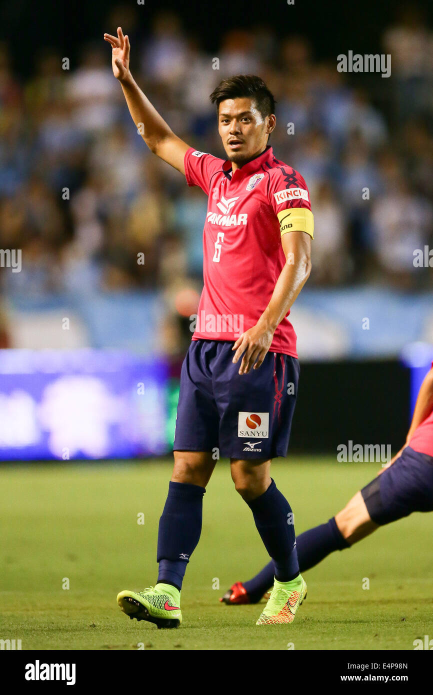 KINCHO Stadium, Osaka Japan. 15th July, 2014. Hotaru Yamaguchi (Cerezo ...