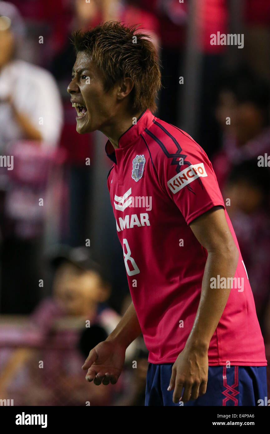 KINCHO Stadium, Osaka Japan. 15th July, 2014. Yoichiro Kakitani (Cerezo ...