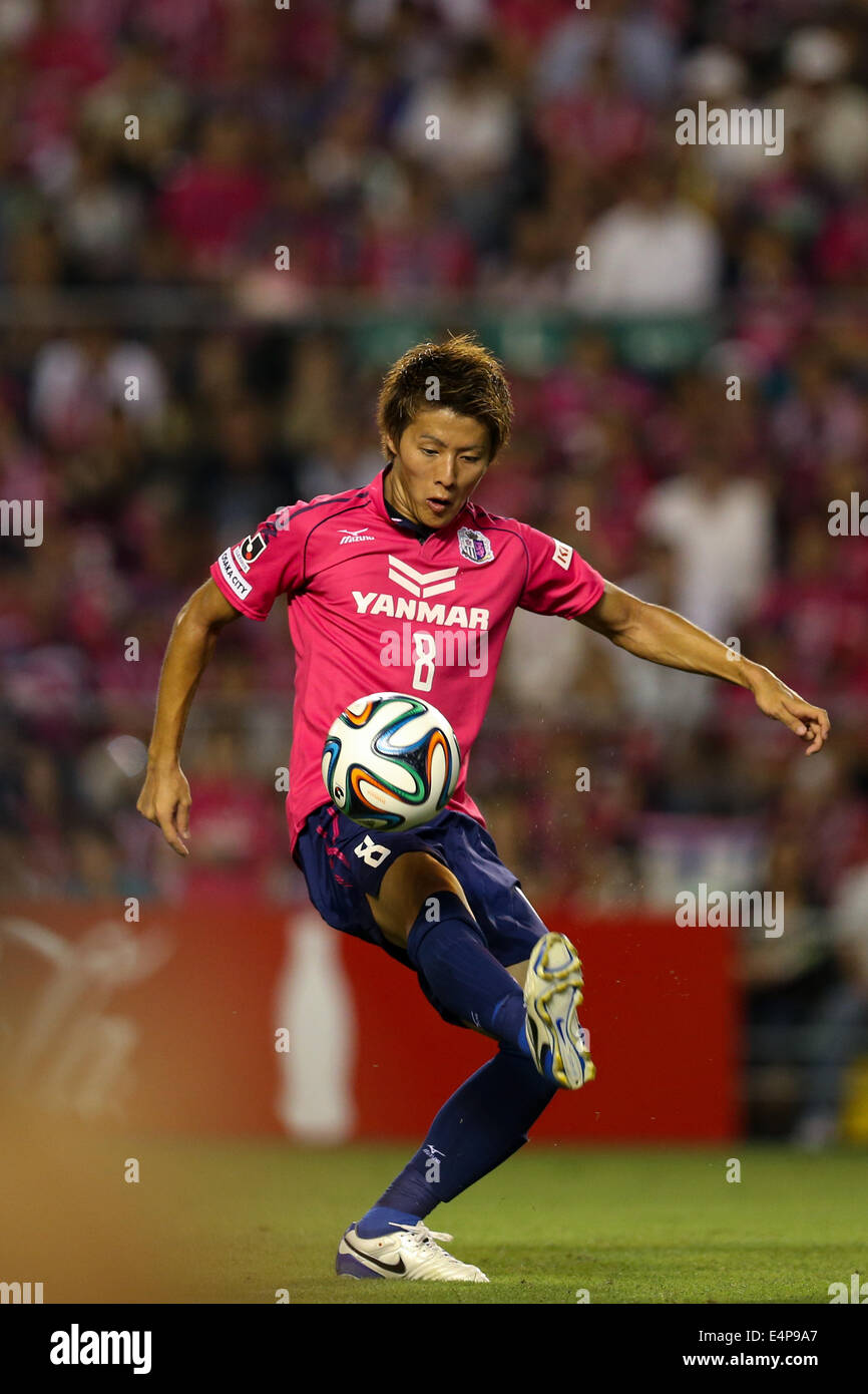 KINCHO Stadium, Osaka Japan. 15th July, 2014. Yoichiro Kakitani (Cerezo ...