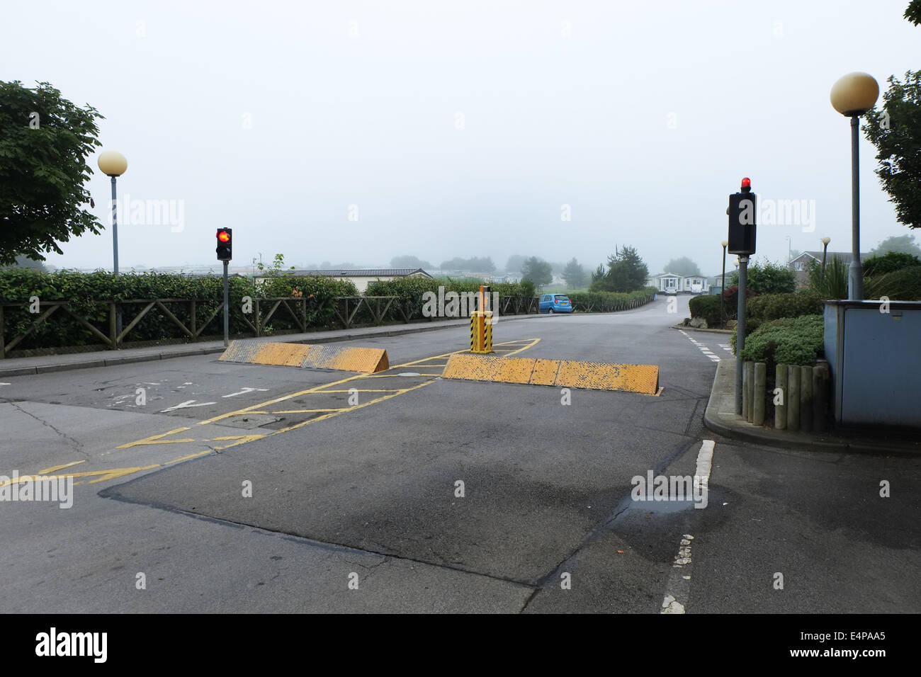 Car ramps hi-res stock photography and images - Alamy