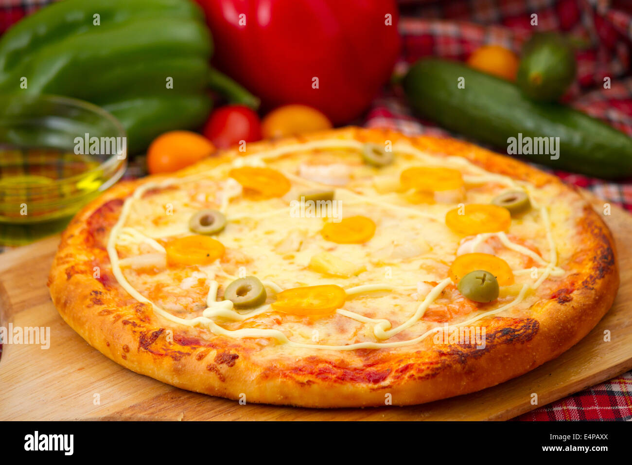 A little cheese pizza, 9 inch Stock Photo - Alamy