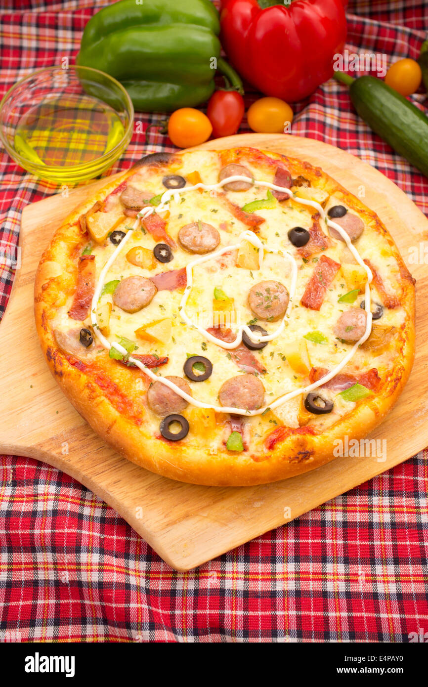 A little cheese pizza, 9 inch Stock Photo - Alamy