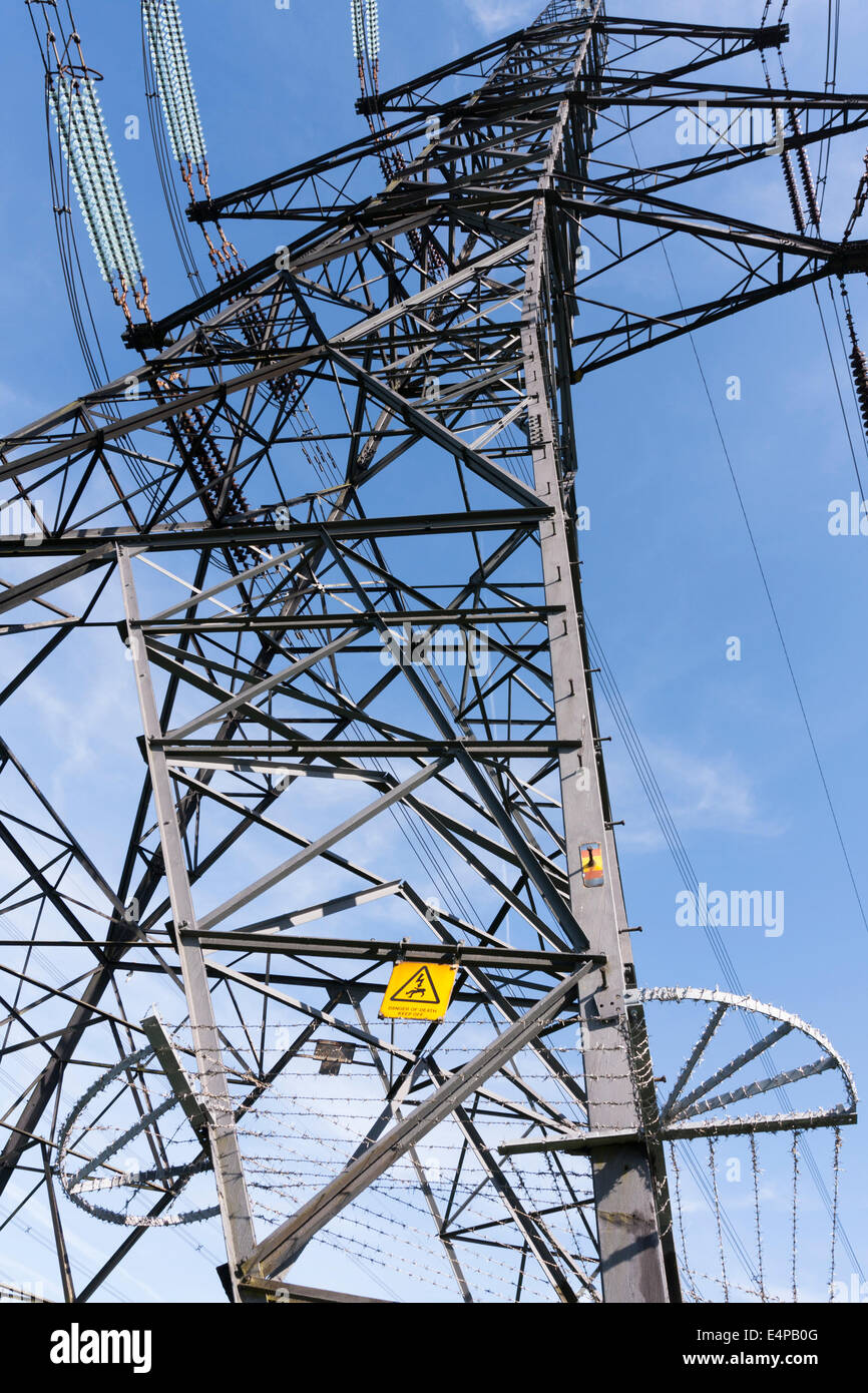 Electricity pylon grid generation hi-res stock photography and images ...
