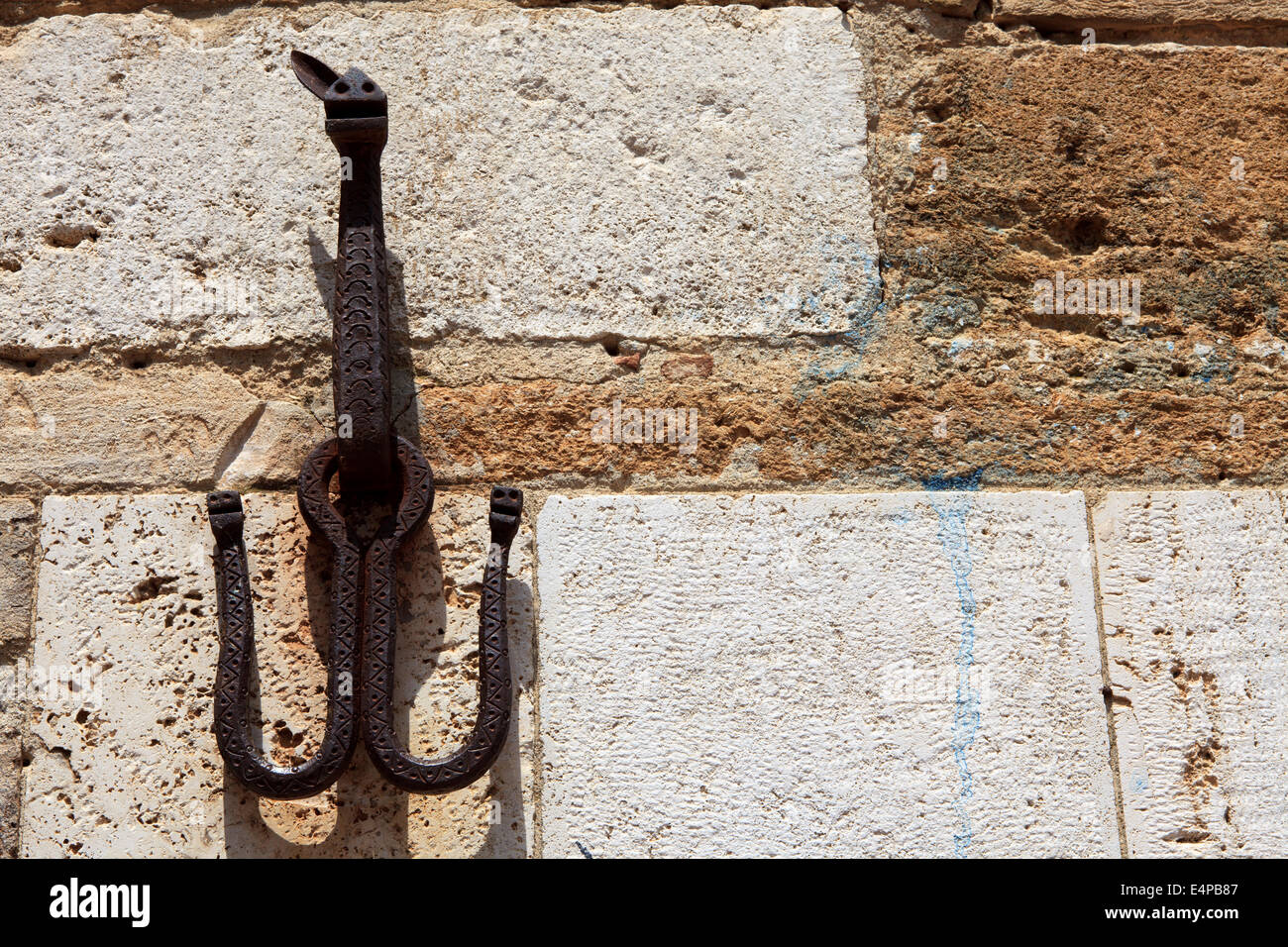 Medieval hook, San Gimignano, Tuscany, Italy Stock Photo - Alamy