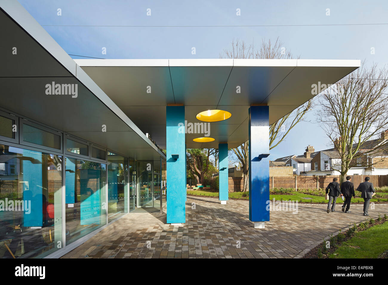 Rivers Academy West London, Feltham, United Kingdom. Architect: Jonathan Clark Architects, 2012 ...