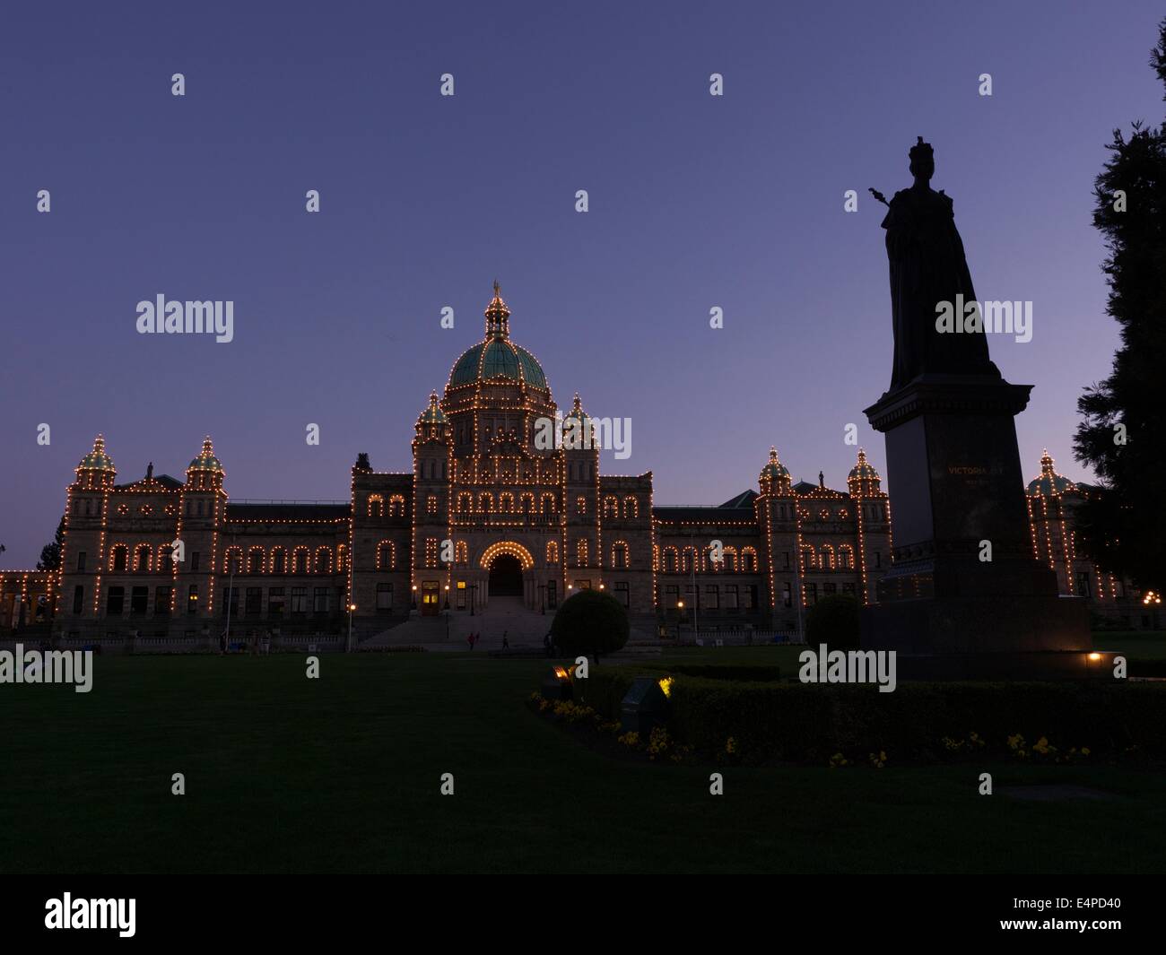British columbia government capitol hi-res stock photography and images ...