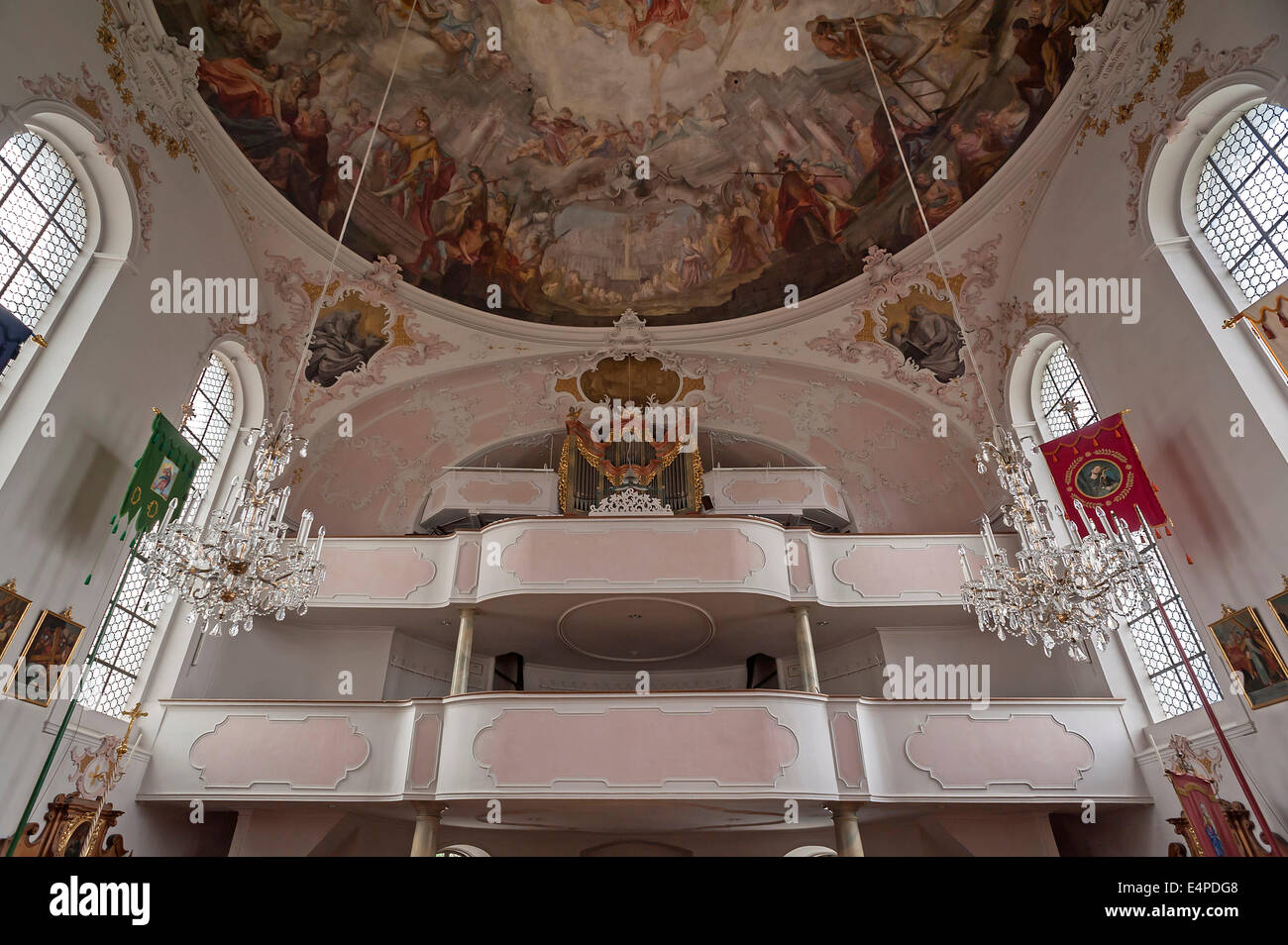 Two storey church hi-res stock photography and images - Alamy