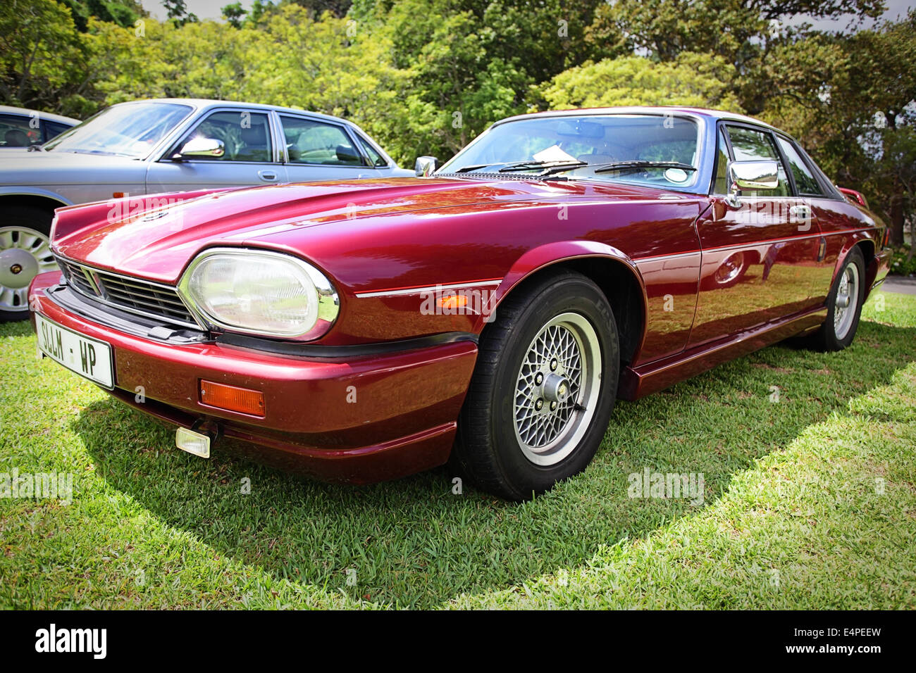Jaguar xj hi-res stock photography and images - Alamy