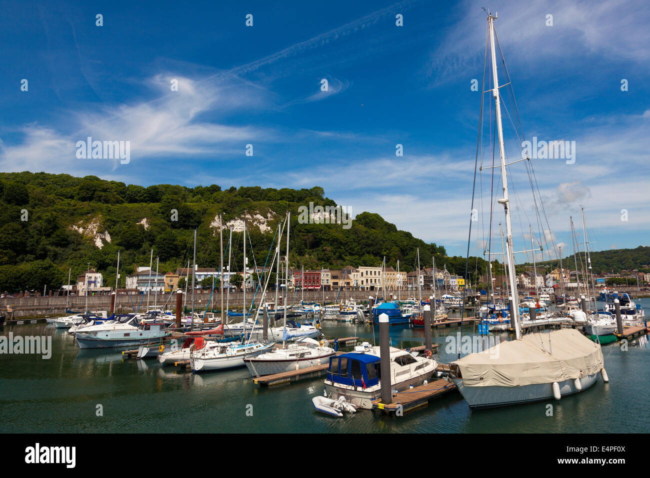 Moored at dover hi-res stock photography and images - Alamy