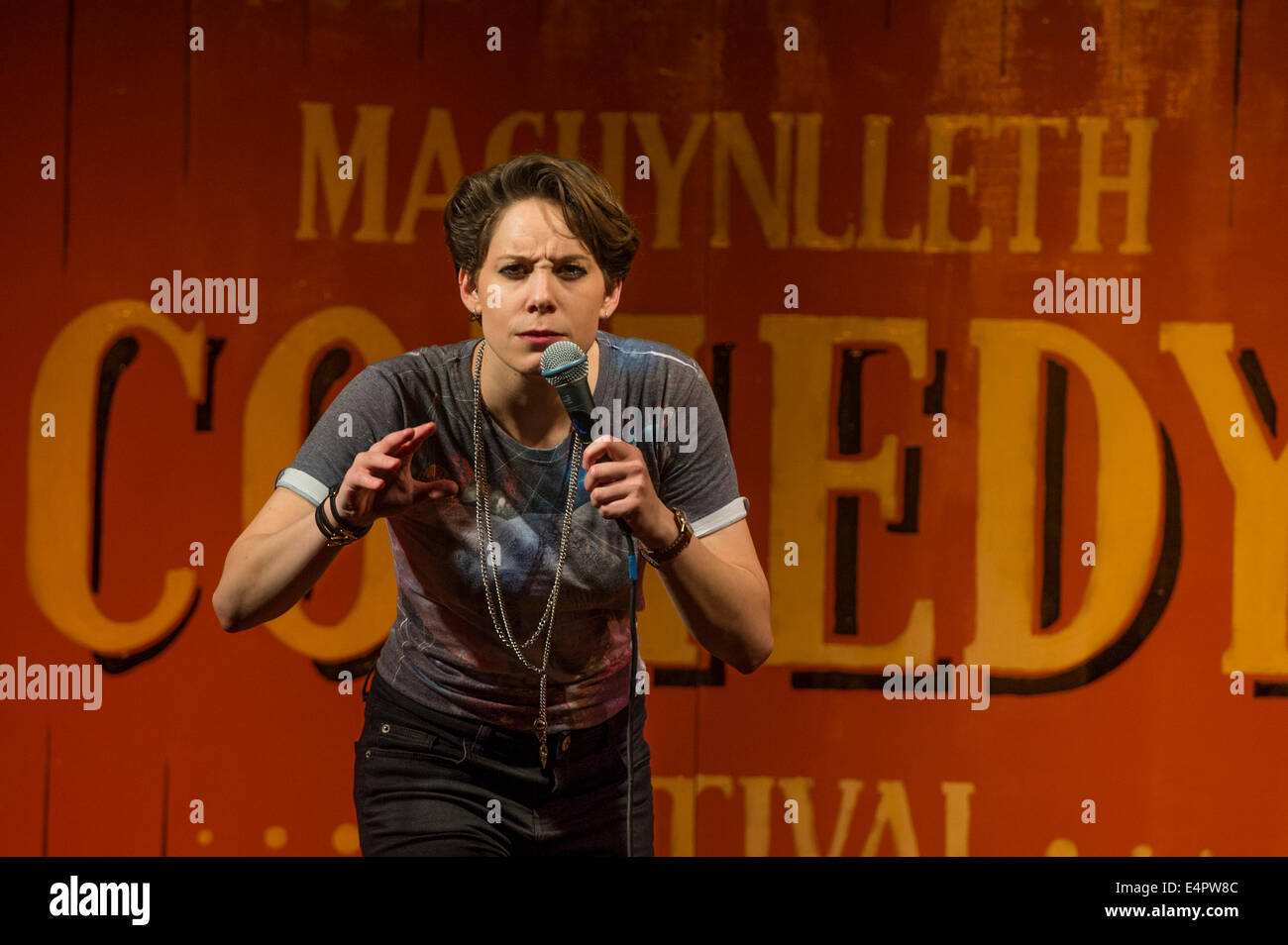 SUZI RUFFEL The fifth annual Machynlleth Comedy Festival Stock Photo ...