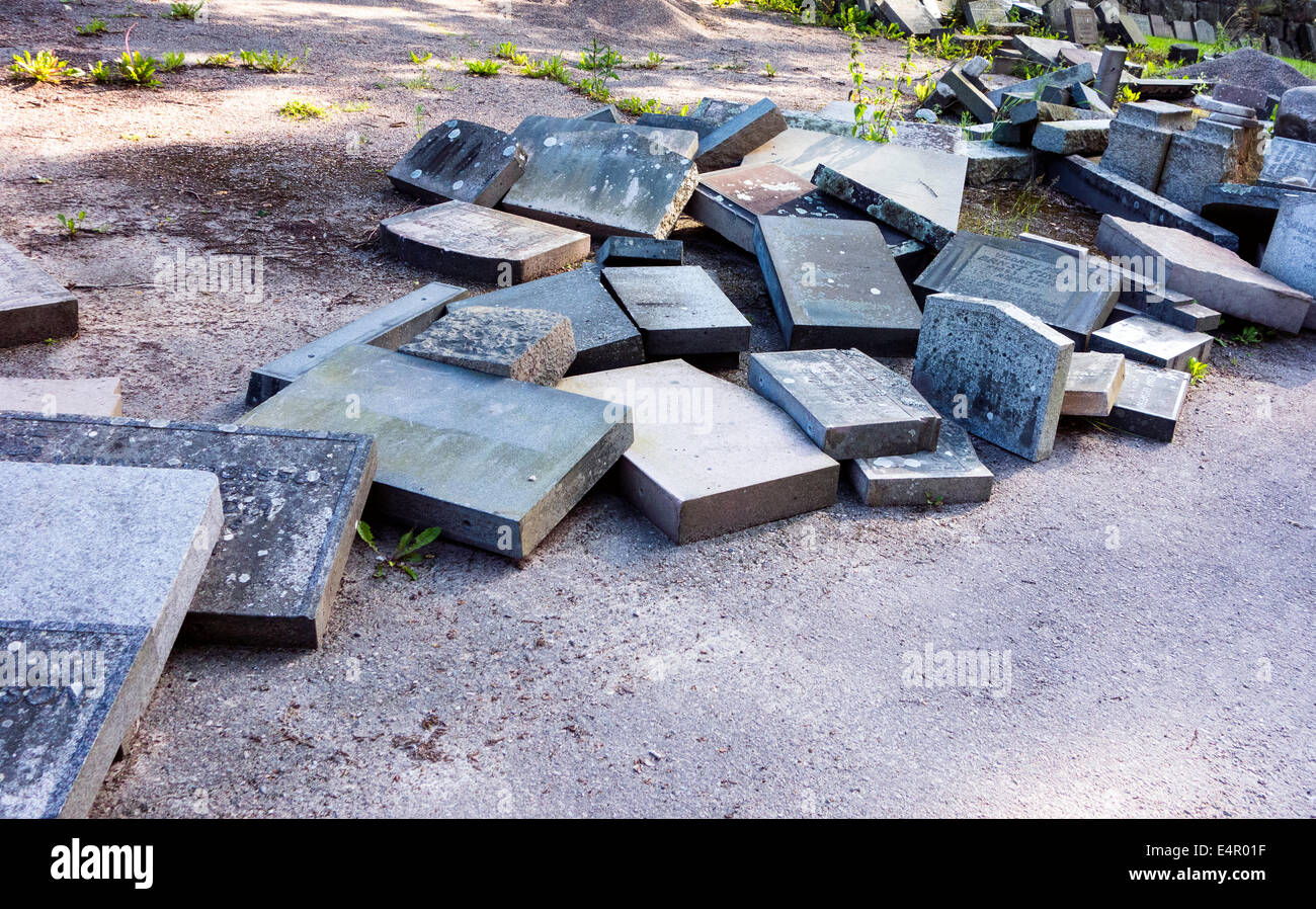recycle of stones Stock Photo - Alamy