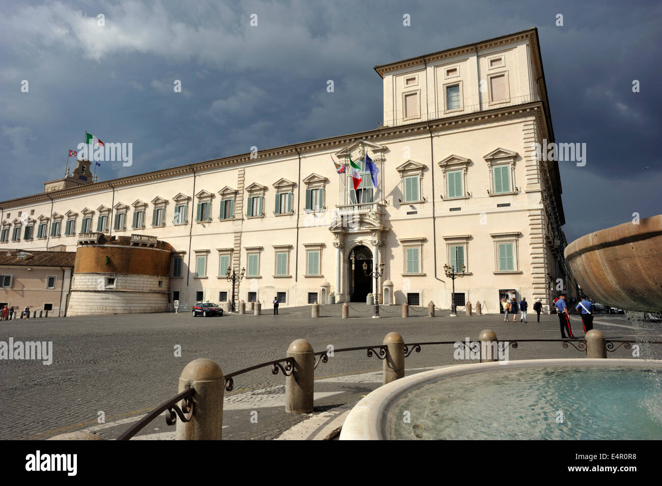 Piazza del quirinale roma hi-res stock photography and images - Alamy