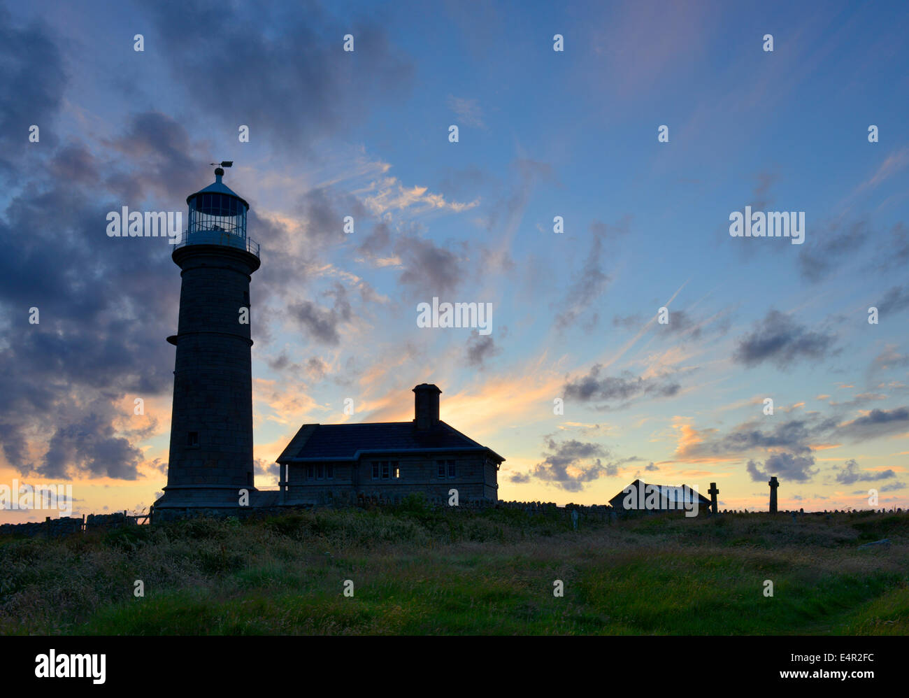 Lundy island lighthouse hi-res stock photography and images - Alamy