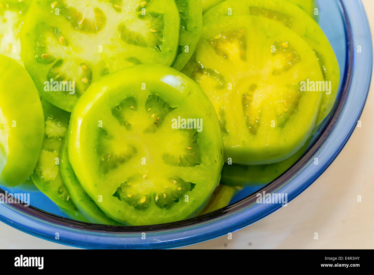 Bowl sliced tomatoes hi-res stock photography and images - Alamy