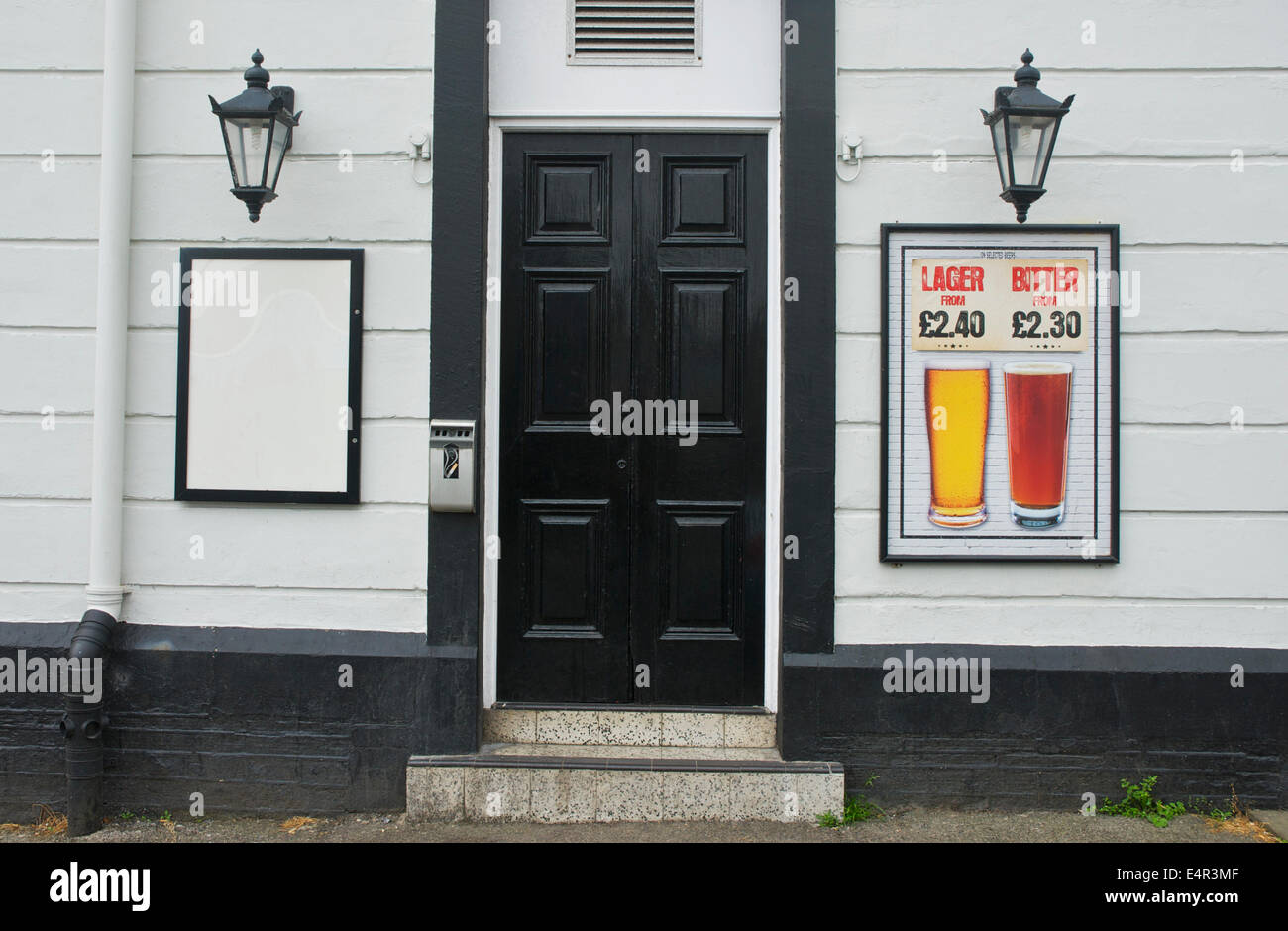Lager beer sign hi-res stock photography and images - Alamy