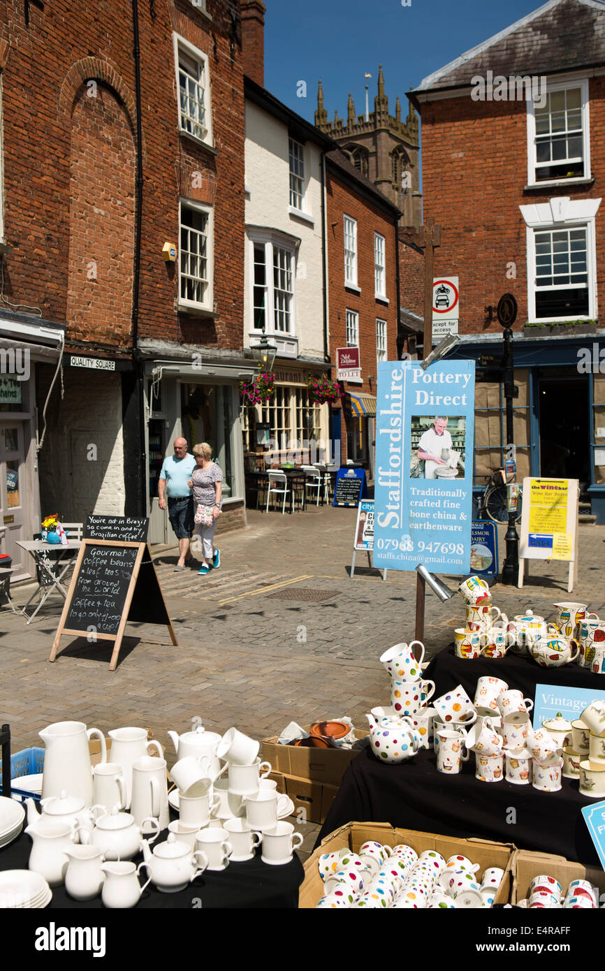 UK, England, Shropshire, Ludlow, Castle Square, open air market ...