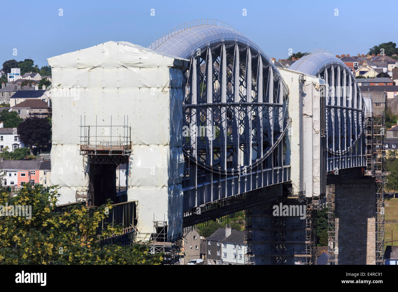 River Tamar Bridges - Royal Albert Rail Bridge and Tamar Road Bridge ...