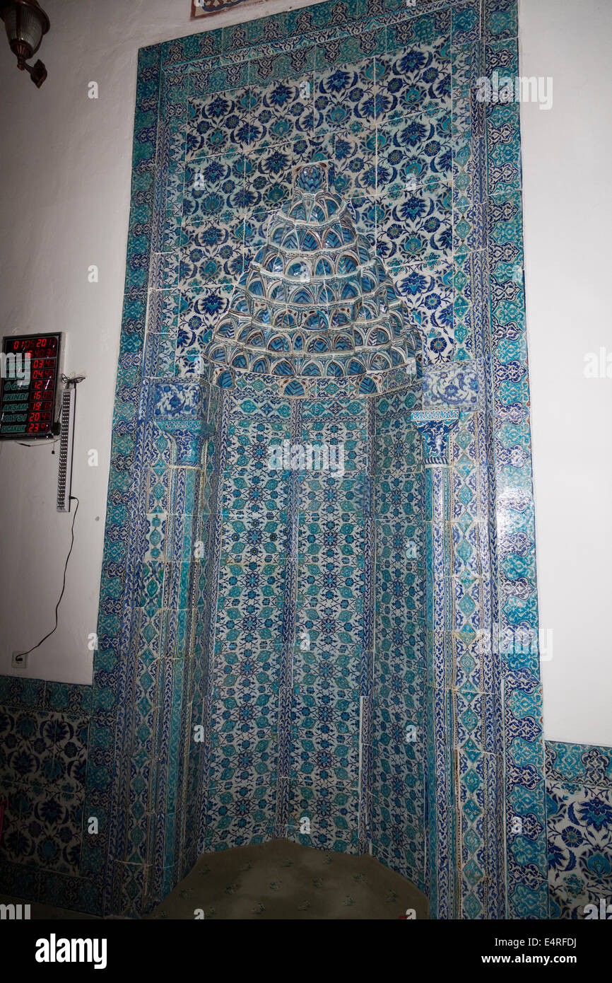 Ottoman tilework, Malik Ahmad Pasha mosque, Diyarbakir, Turkey Stock ...