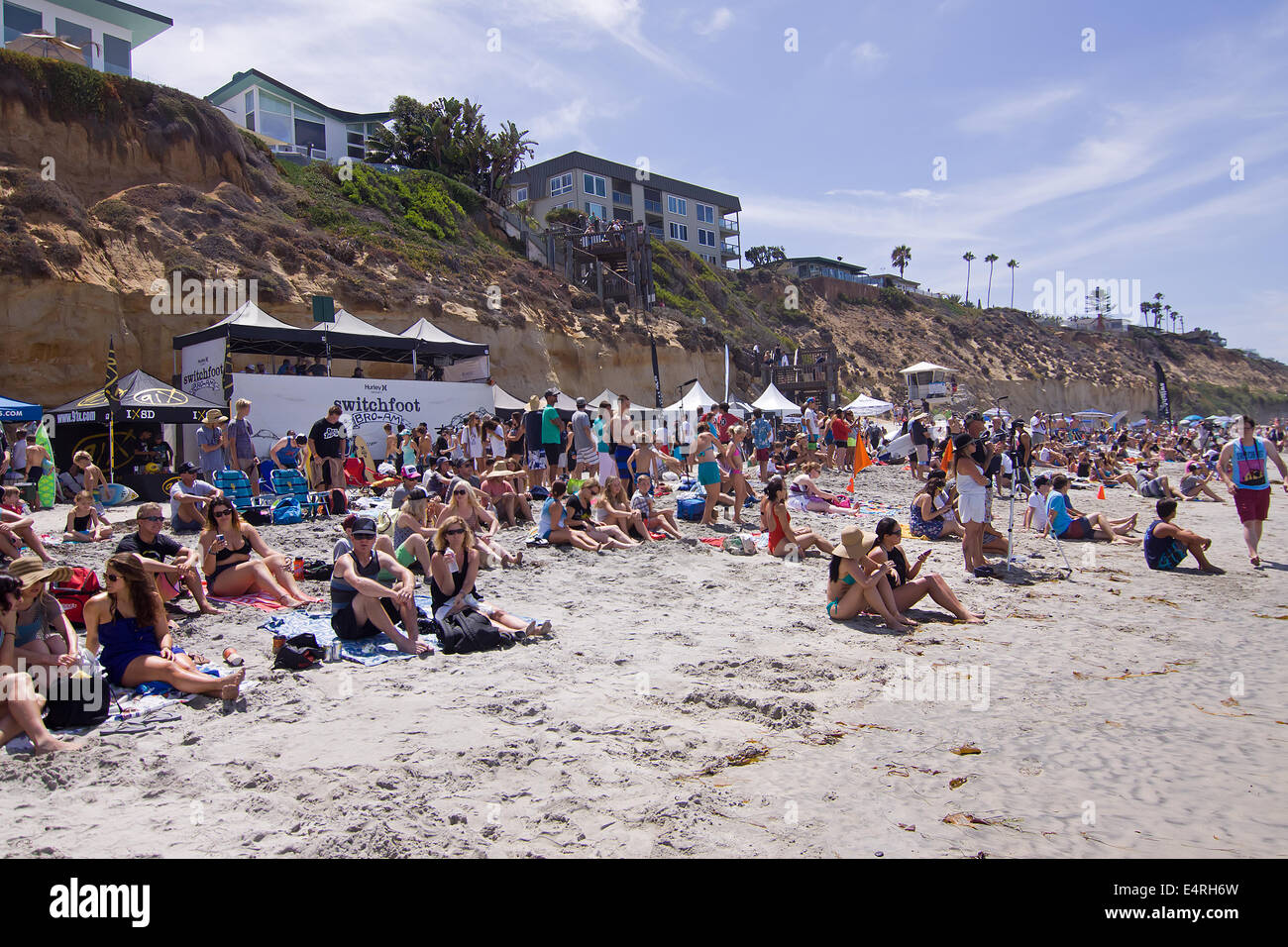 Celebrity beach bikini hi-res stock photography and images - Alamy