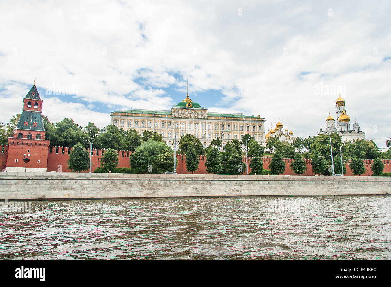 Moscow Kremlin Building in summer time Stock Photo - Alamy