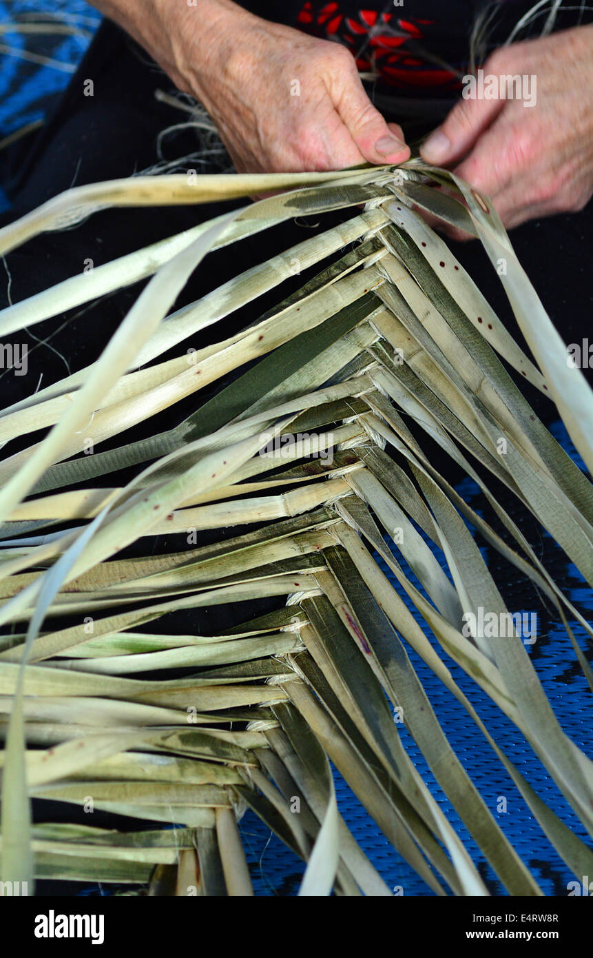 Traditional Maori Weaving High Resolution Stock Photography and Images ...