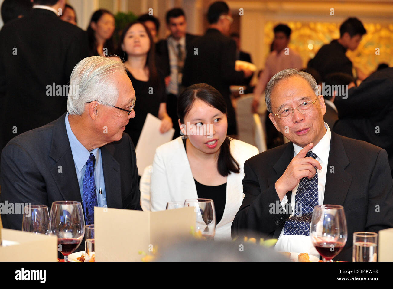 Singapore. 16th July, 2014. Singapore's Emeritus Senior Minister Goh ...