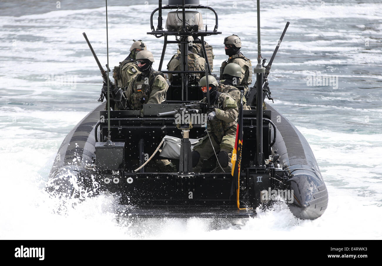 Eckernfoerde, Germany. 16th July, 2014. Soldiers of the Marine Special ...